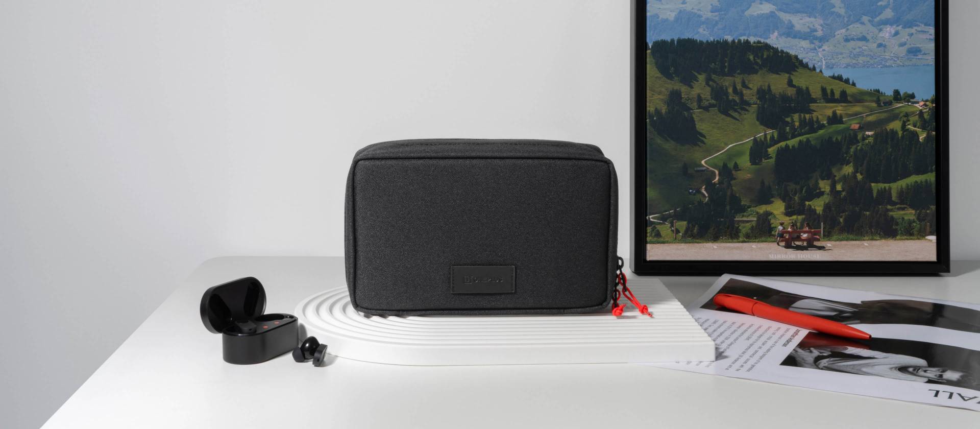OnePlus Travel Tech Pouch - OnePlus (United Kingdom)
