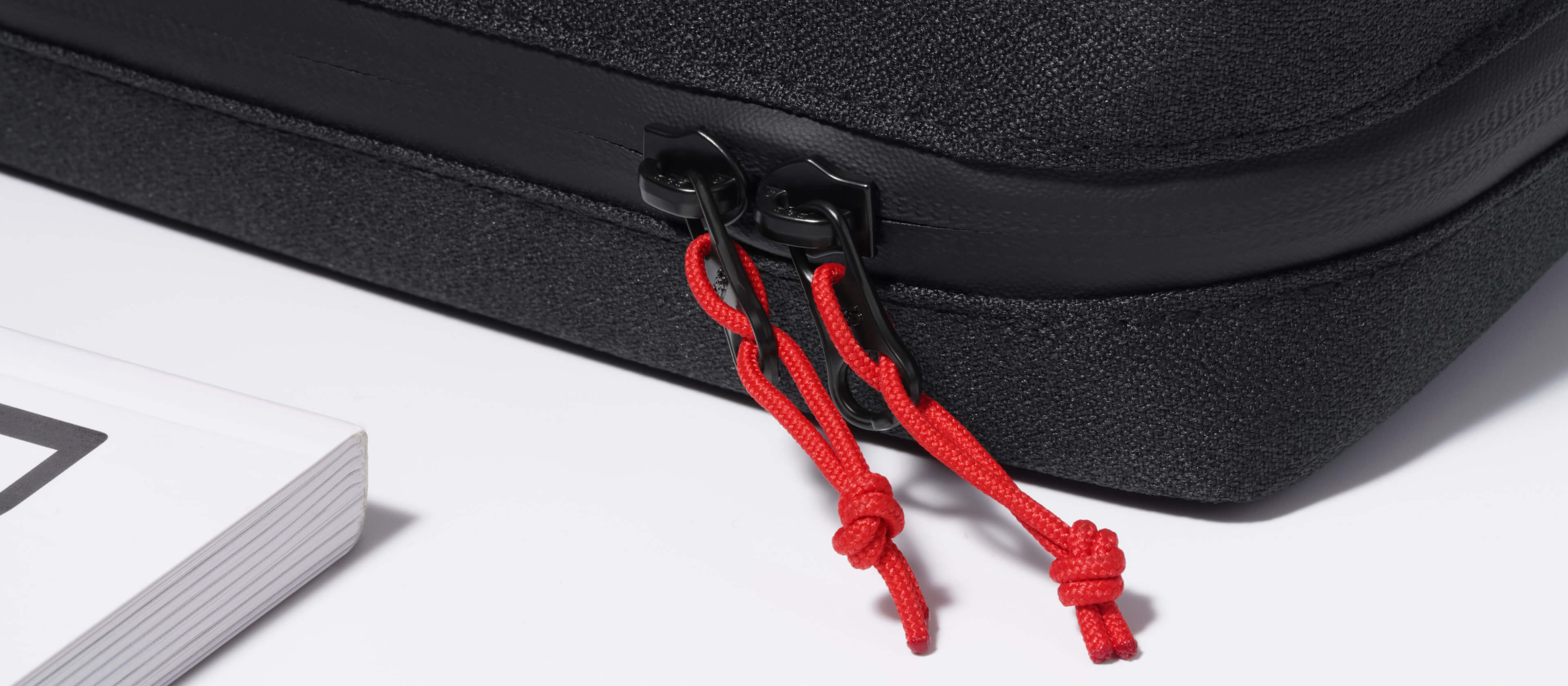 OnePlus Travel Tech Pouch - OnePlus (United Kingdom)