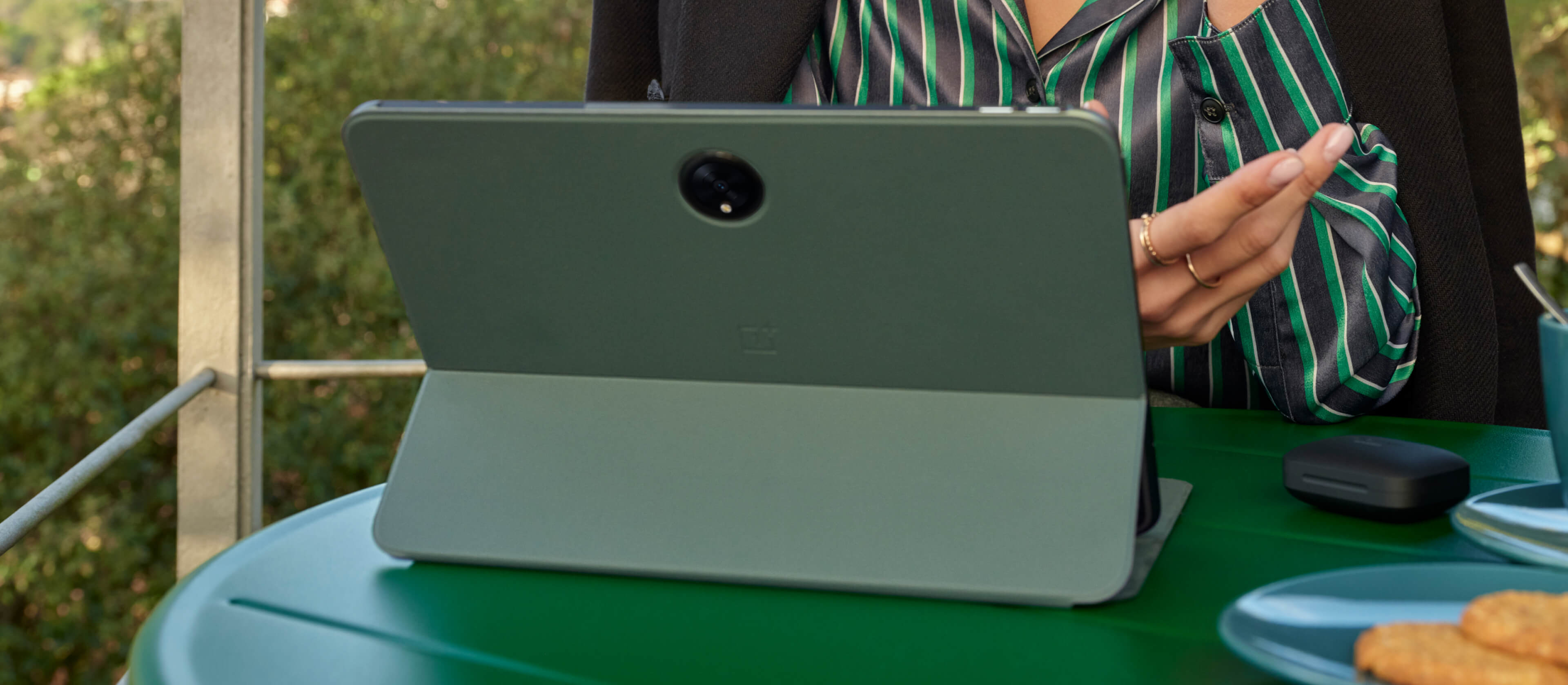 Buy OnePlus Folio Case | OnePlus United States