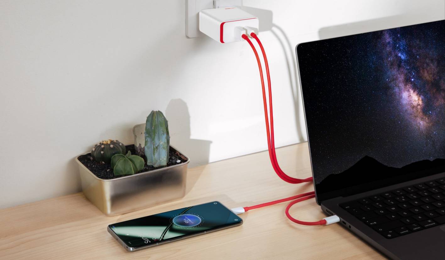 OnePlus Supervooc 100W Dual Ports Power Adapter - OnePlus (United Kingdom)