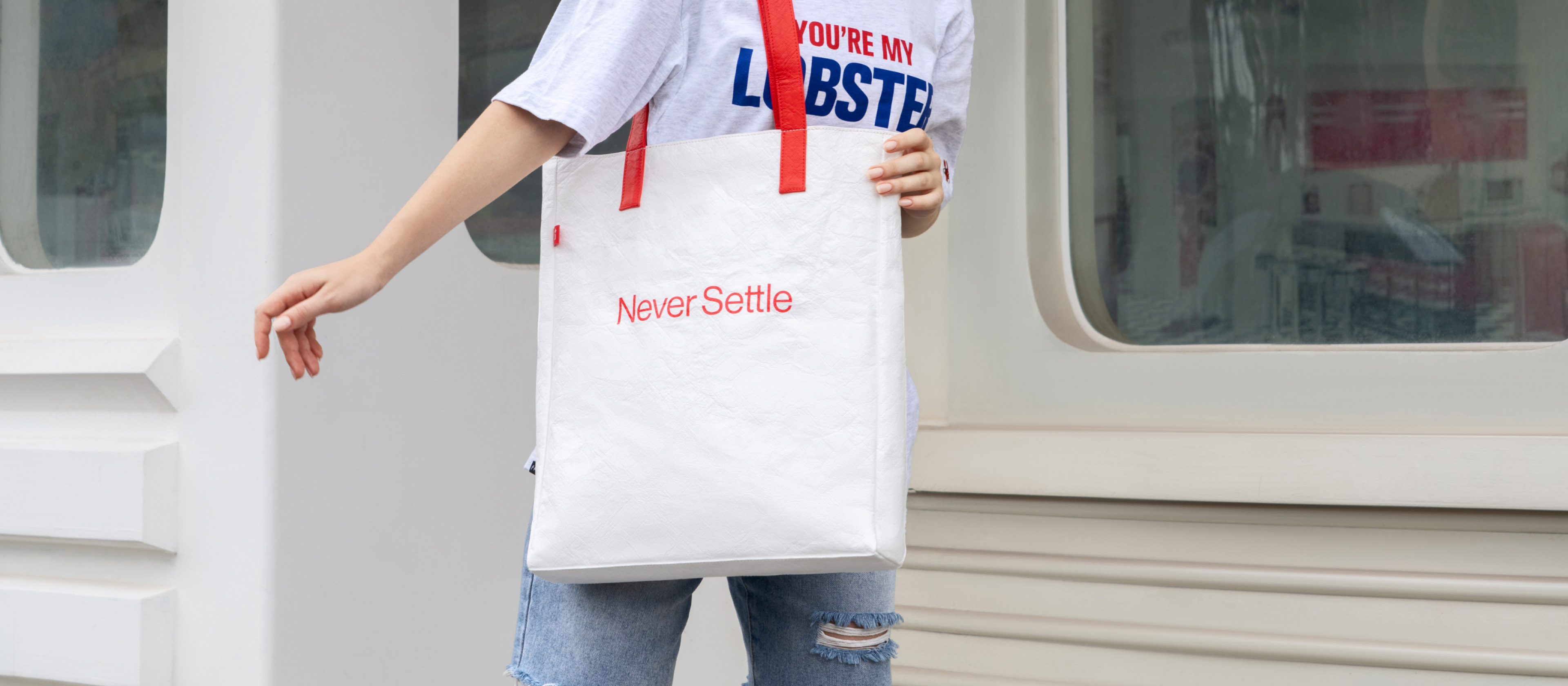 OnePlus Pioneer Shoulder Bag