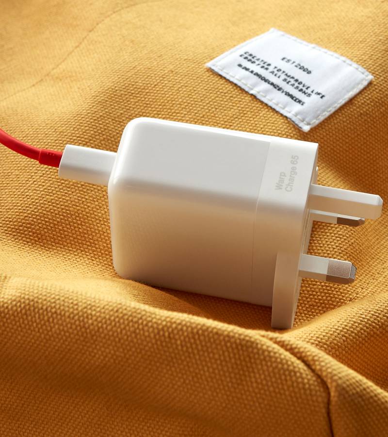 OnePlus Warp Charge 65 Power Adapter UK - OnePlus (United Kingdom)